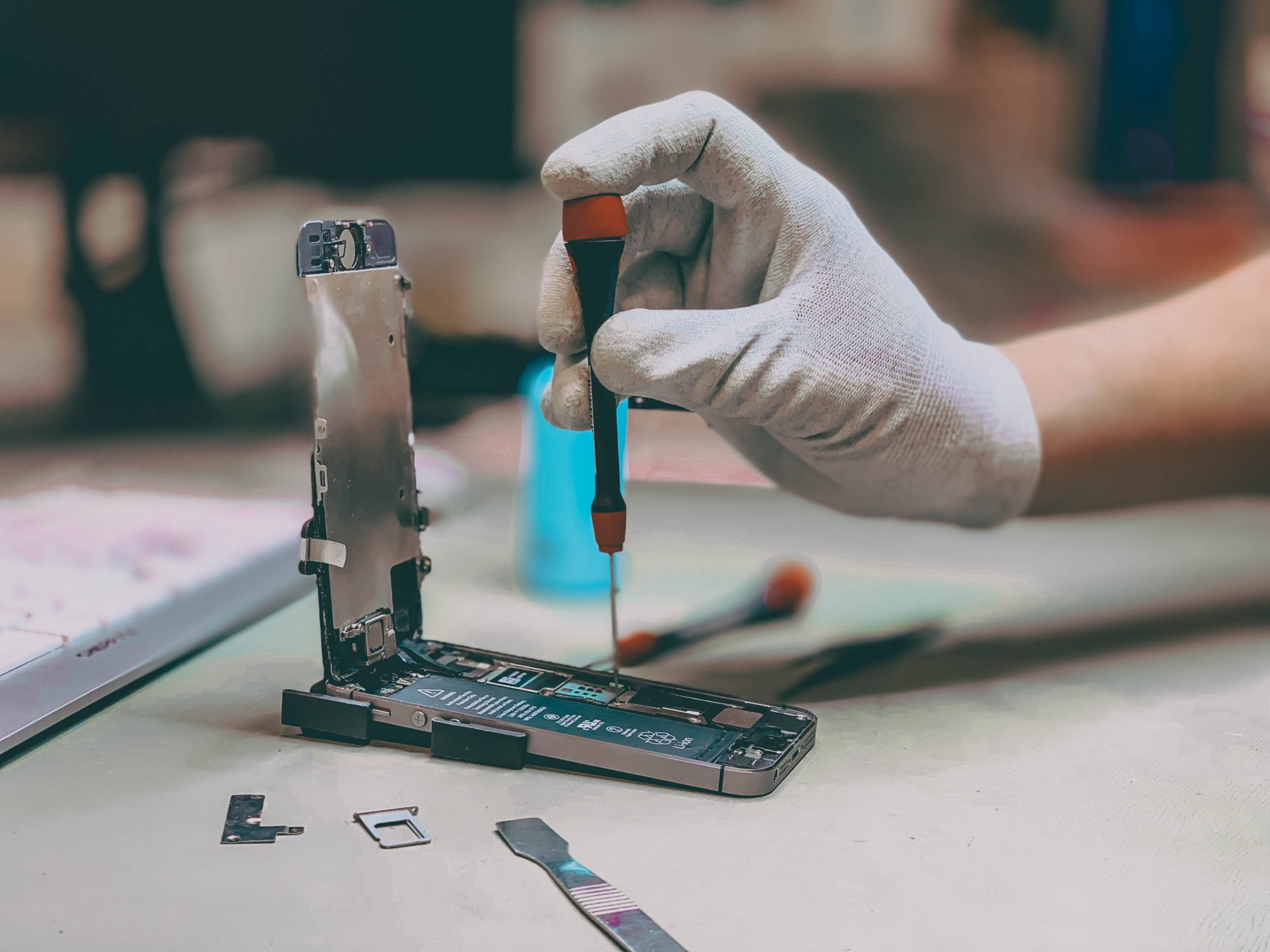 Uw telefoon laten repareren? Telefonade is u van dienst!